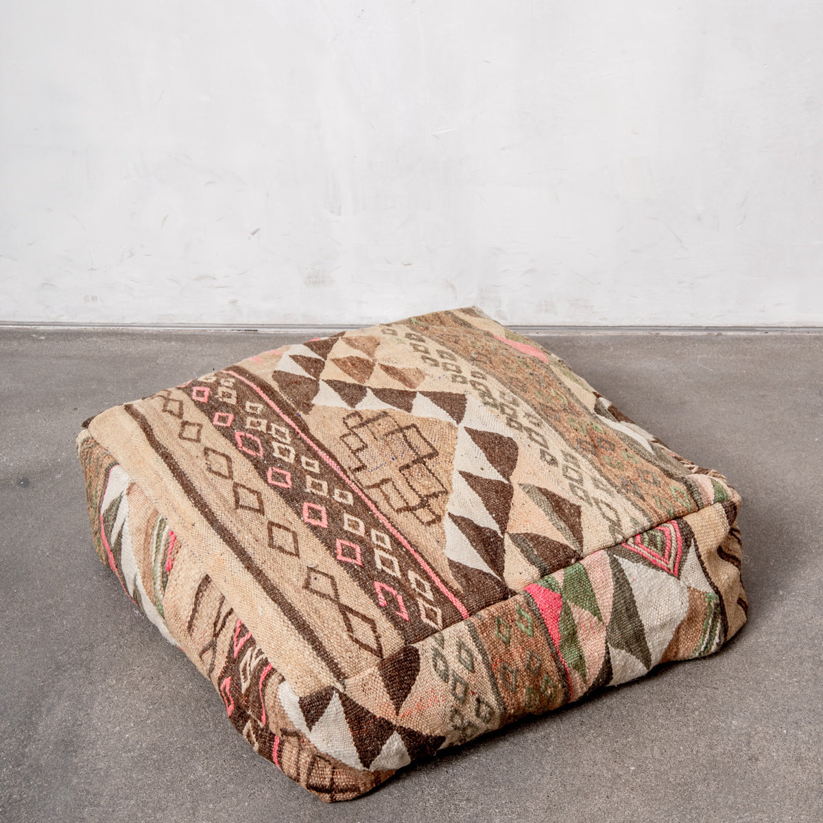 Vintage Kelim Pouf "Bechira" – Berberlin